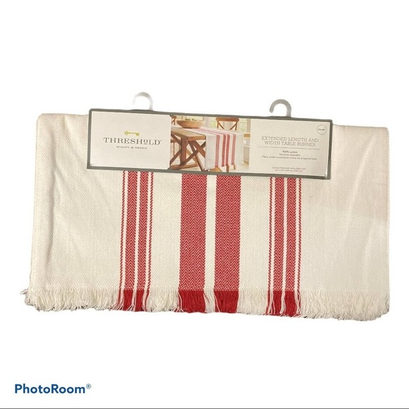 Threshold | Kitchen | Threshold Christmas Table Runner 9 X 20 | Poshmark